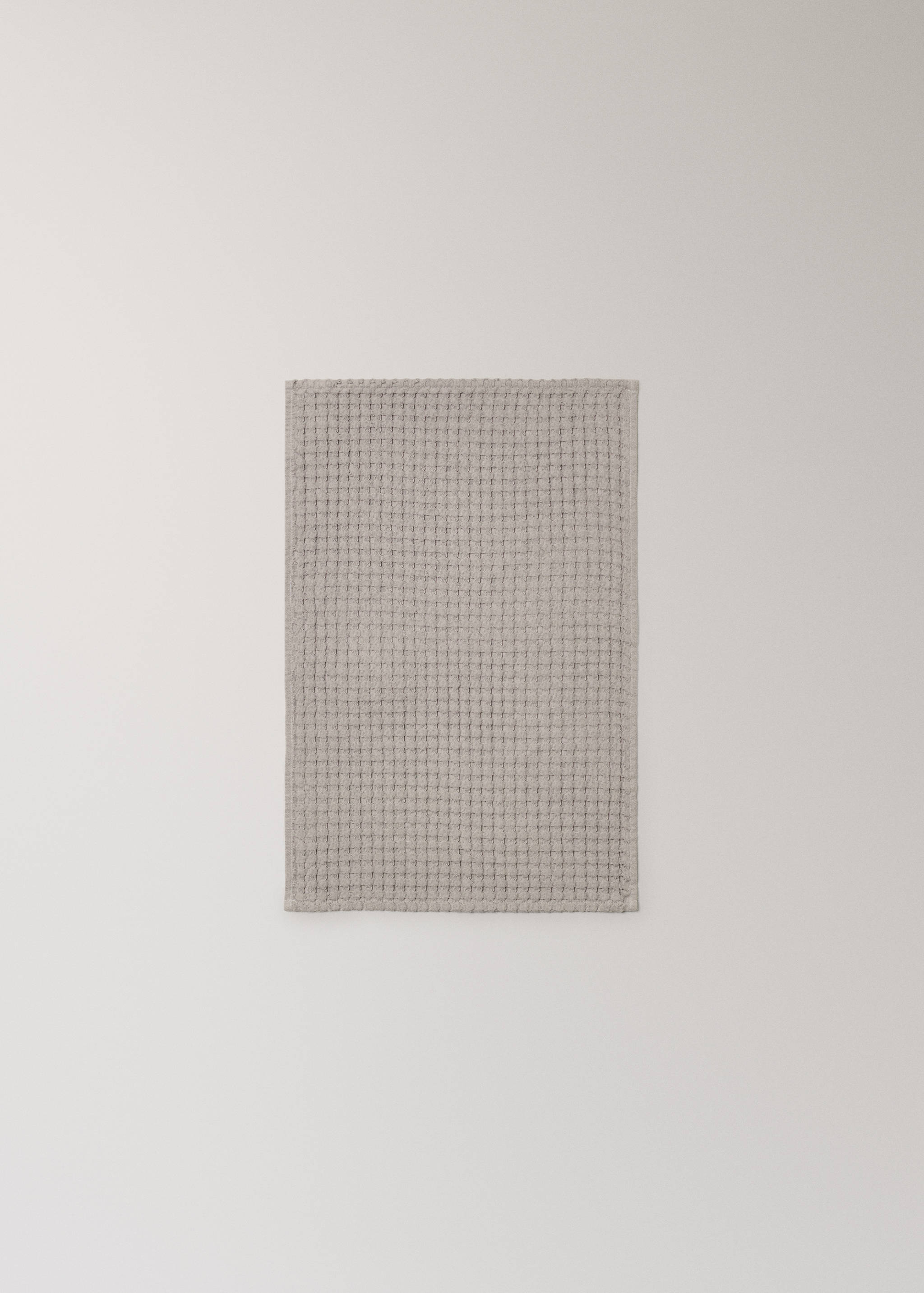 Toalha de mãos de algodão com textura waffle - Home | MANGO Portugal