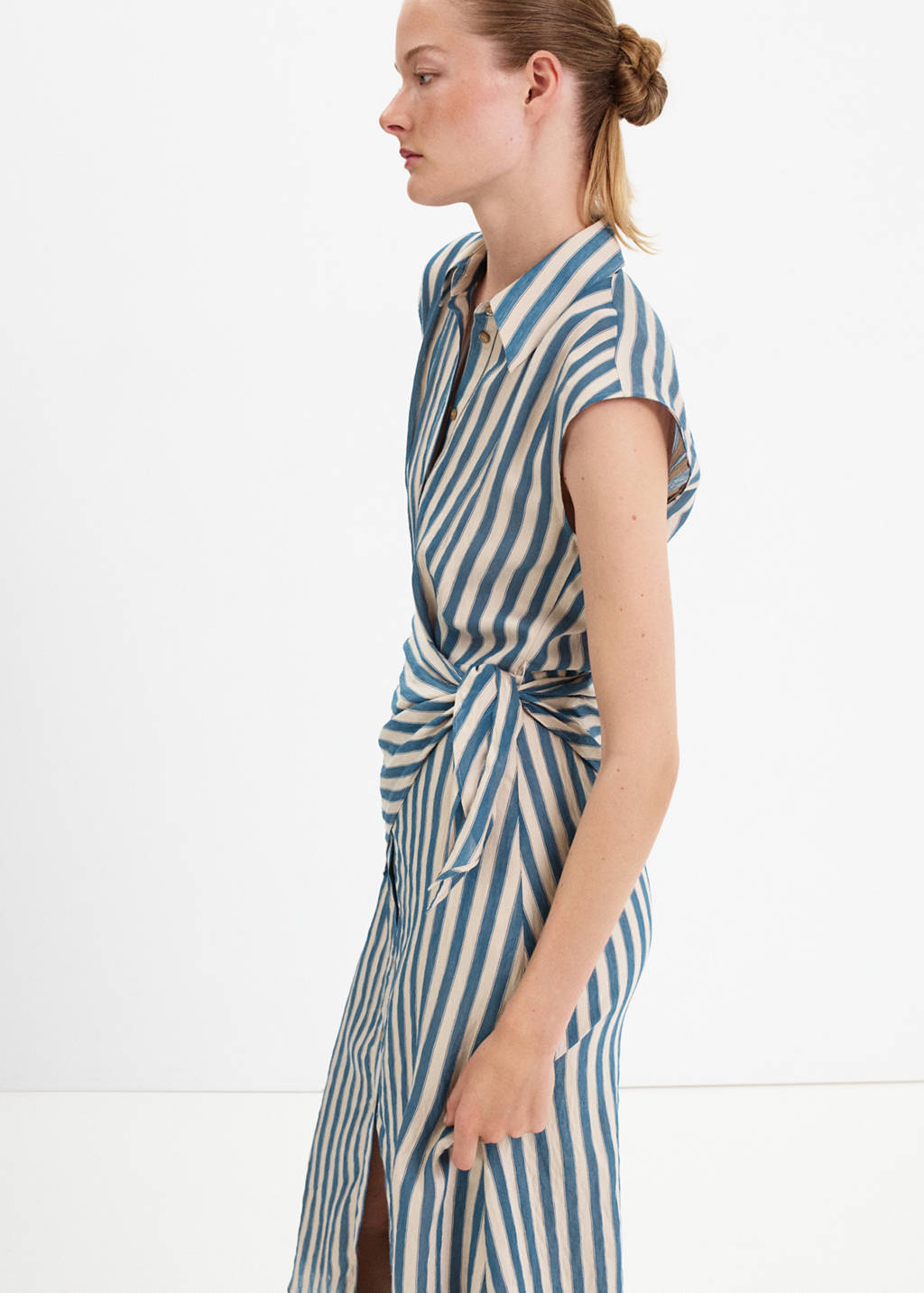 Robe chemisier rayures et foulard - Femme | MANGO France métropolitaine